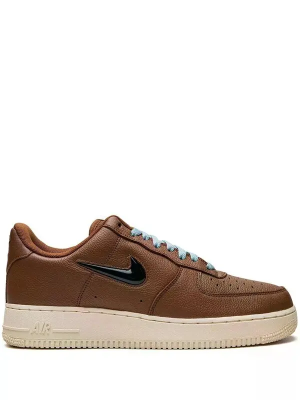 Nike Force 1 '07 Premium Low Top Sneakers