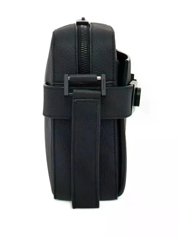 FERRAGAMO Gancini Buckle Leather Shoulder Bag - Black