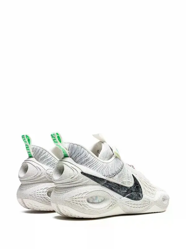 Nike Cosmic Unity Low Top Sneakers