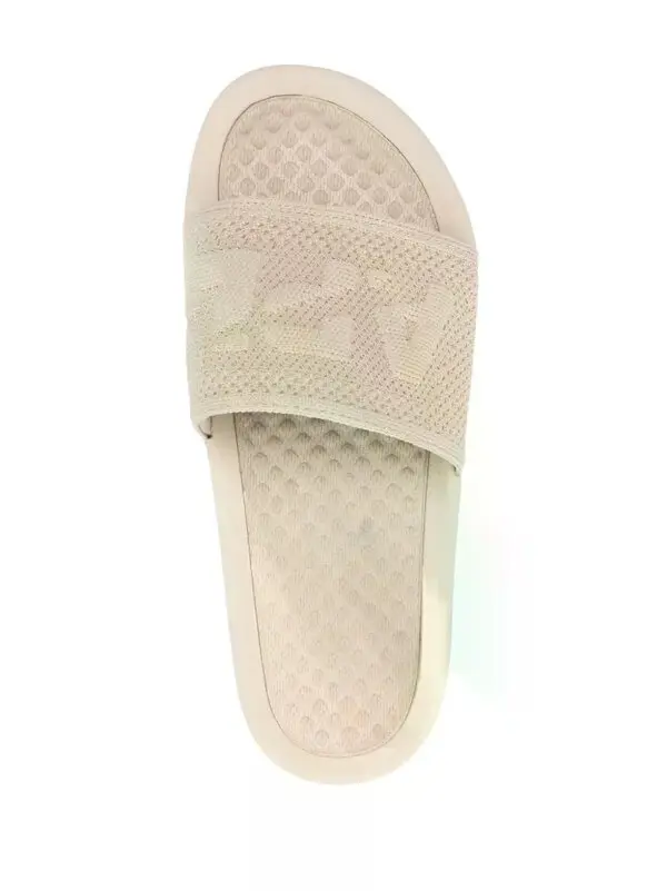 Apl Logo-embossed Techloom Slides - Neutrals