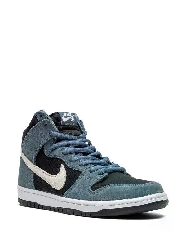Nike Dunk High Sneakers - Grey