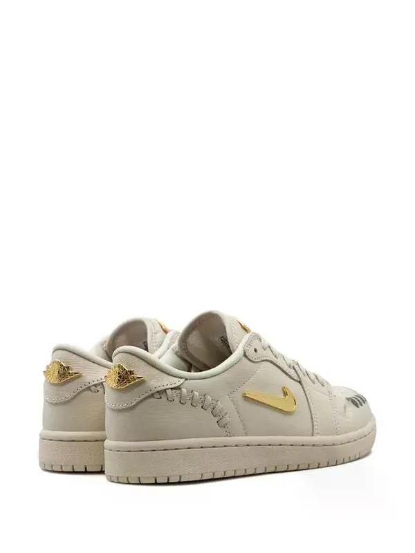JORDAN Air 1 Low Method Of Make Legend Light Brown Sneakers - Neutrals