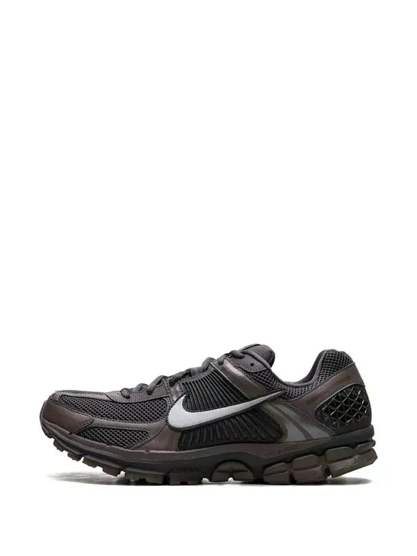 Nike Zoom Vomero 5 Sneakers - Grey