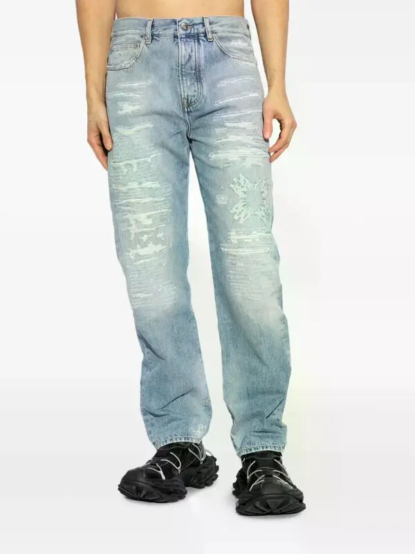 Amiri Distressed Light Wash Jeans - Blue