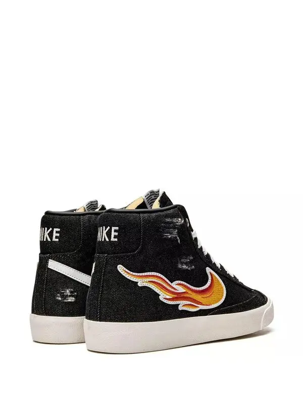 Nike Blazer Mid '77 Cleveland Rocks Sneakers - Black
