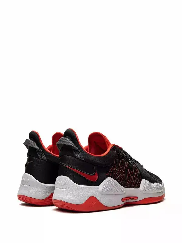 Nike Pg 5 Low-top Sneakers