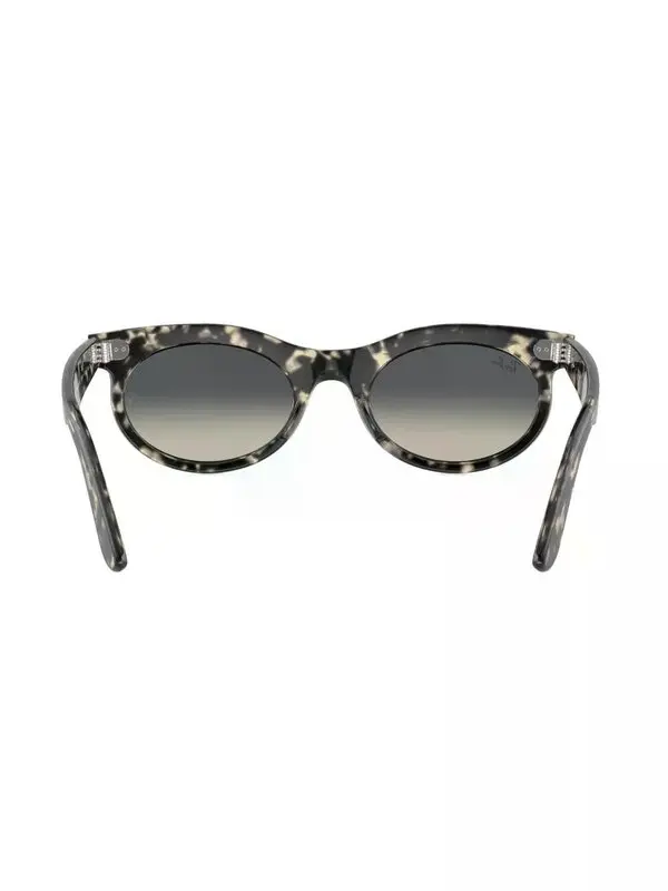 Ray-ban Wayfarer Oval Sunglasses - Grey