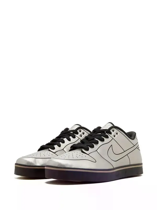 Nike Dunk Se Delorean Sneakers