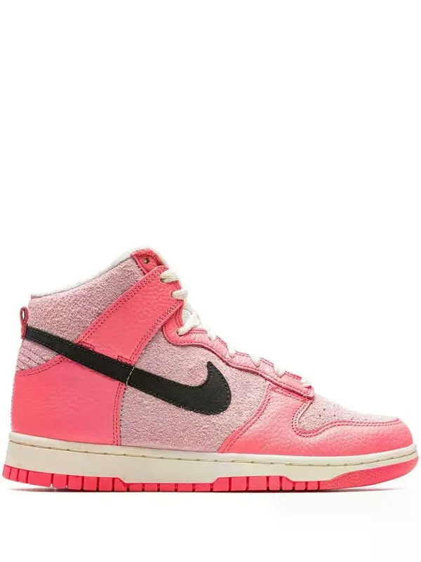 Nike Dunk High Top Sneakers - Pink