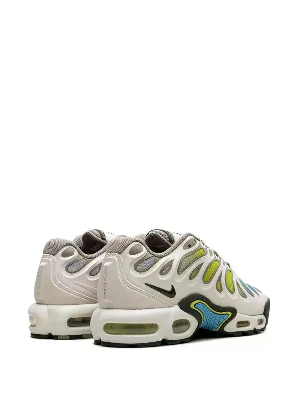 Nike Max Plus Drift Sneakers