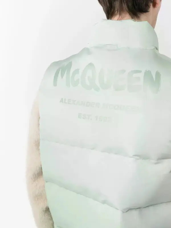 Alexander McQueen Logo Print Puffer Gilet - Green