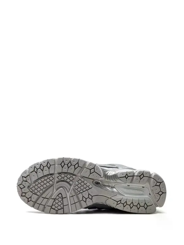 NEW BALANCE 1906d Protection Pack Metallic Sneakers