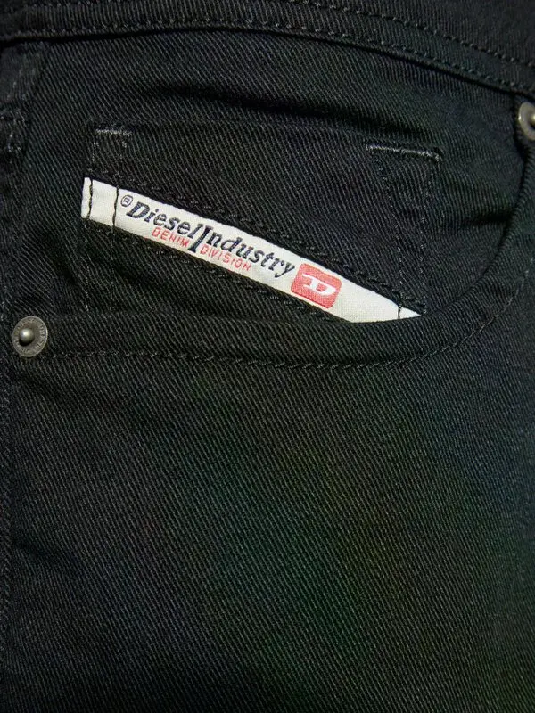 DIESEL® Larkee 1985 Jeans