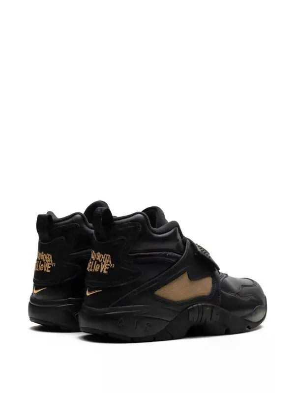 Nike Diamond Turf Sneakers - Black