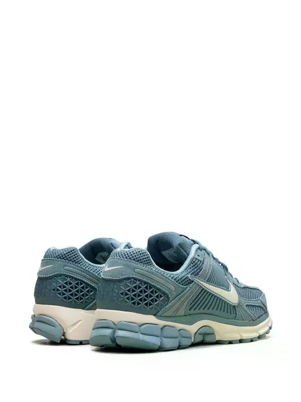 Nike Zoom Vomero 5 Sneakers - Blue