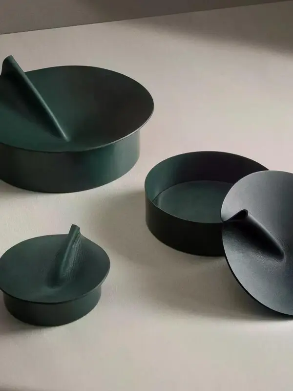 UNIQKA Small Rotonda Circular Trinket Box