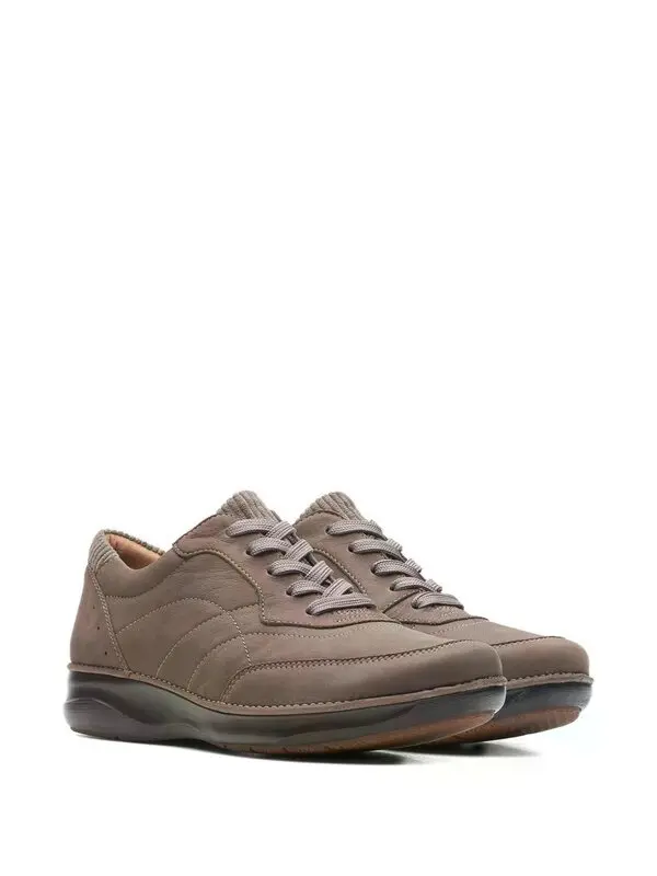 Clarks Appley Lace-up Leather Sneakers