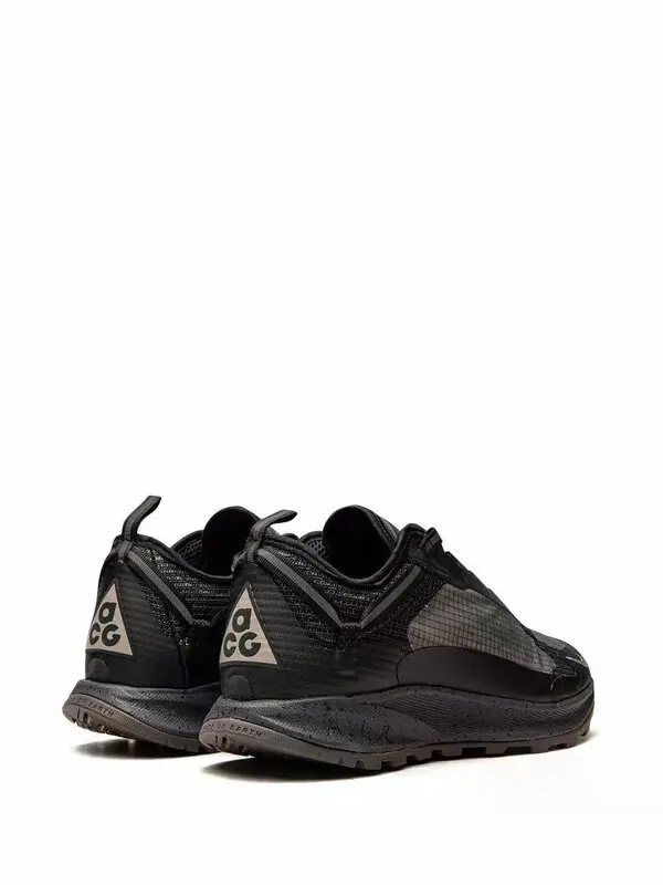 Nike Air Nasu 2 Sneakers