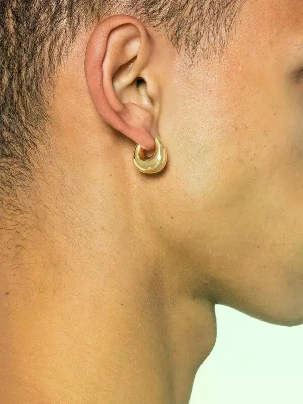 Tom Wood Small Bao Hoop Earrings In -tone Sterling Silver - Gold