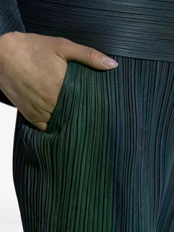 Issey Miyake Elasticated Waistline Trousers
