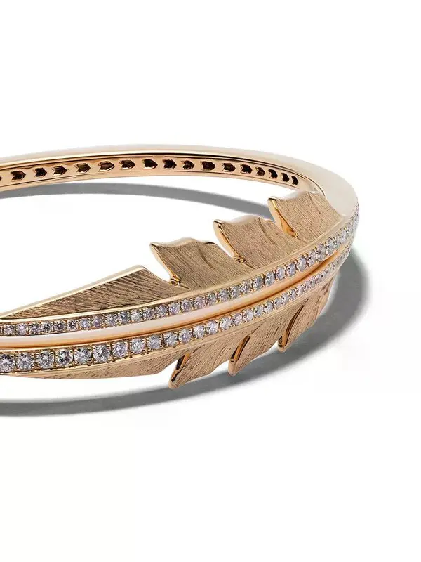 Stephen Webster 18kt Yellow Pavé Diamond Open Feather Bangle
