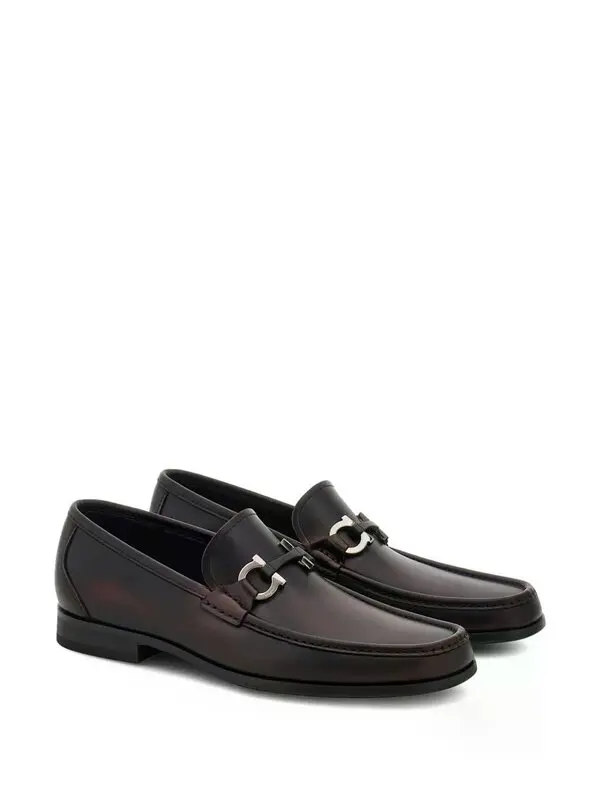 FERRAGAMO Gancini Plaque Calf Leather Loafers