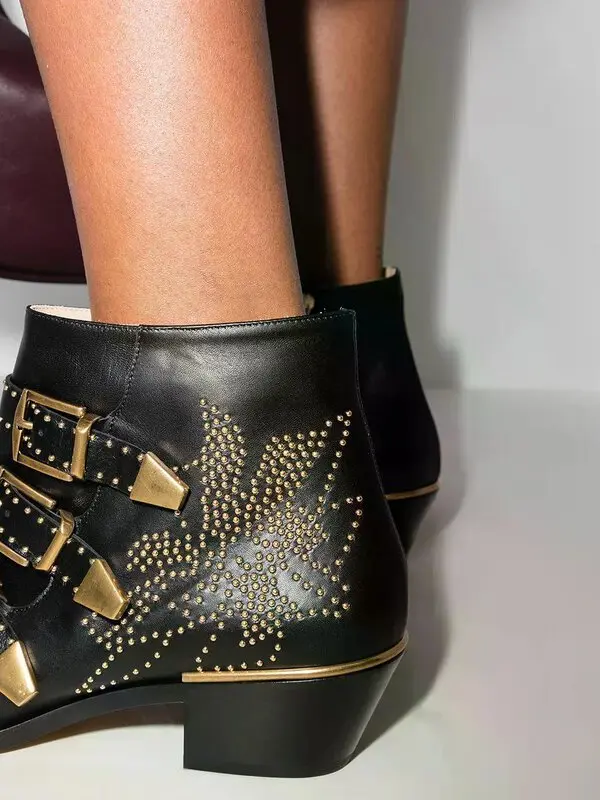 Chloé Susanna Studded Buckle Ankle Boots - Black