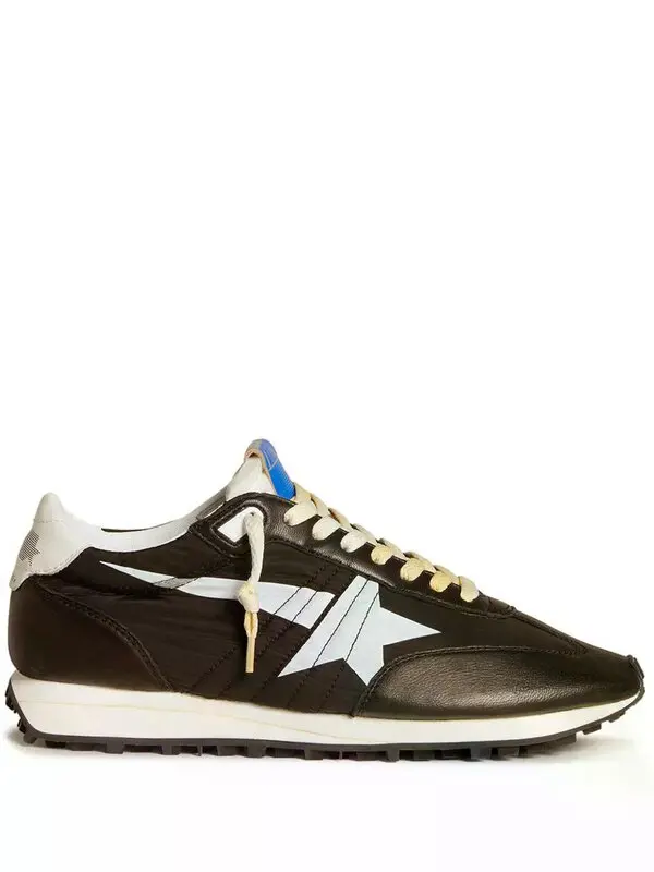 GOLDEN GOOSE Star Leather Sneakers - Black
