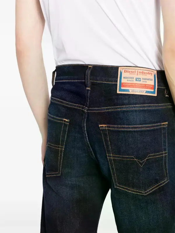 DIESEL® 2023 D-finitive 009zs Mid-rise Straight-leg Jeans - Blue