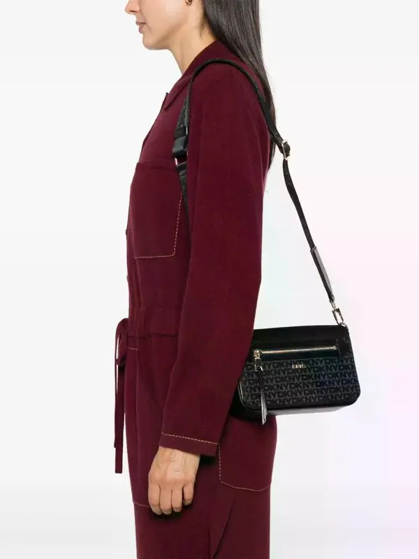 Dkny Bryant Ave Cross Body Bag