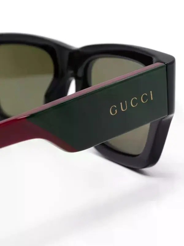 Gucci Wayfarer Sunglasses - Black