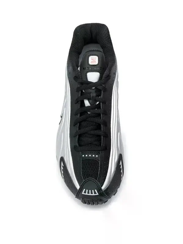Nike Shox R4 Metallic Silver Sneakers - Black