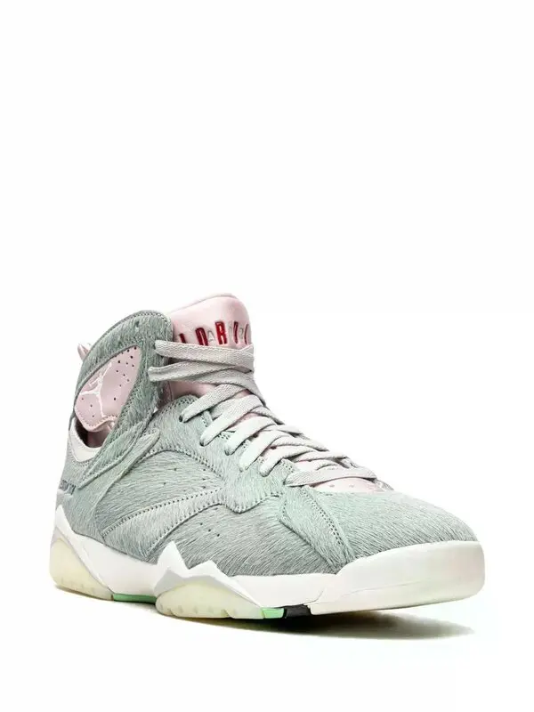 JORDAN Air 7 Retro Hare 2.0 Sneakers