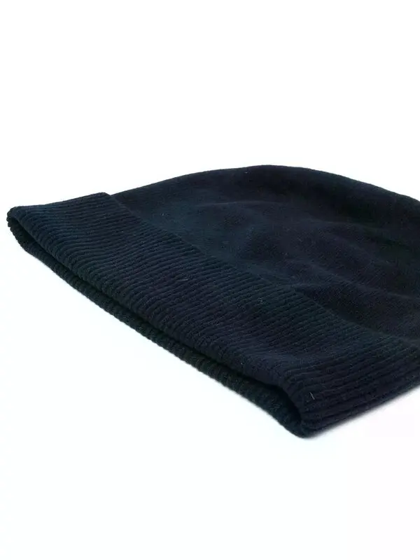 Pringle Of Scotland Ribbed Knit Beanie