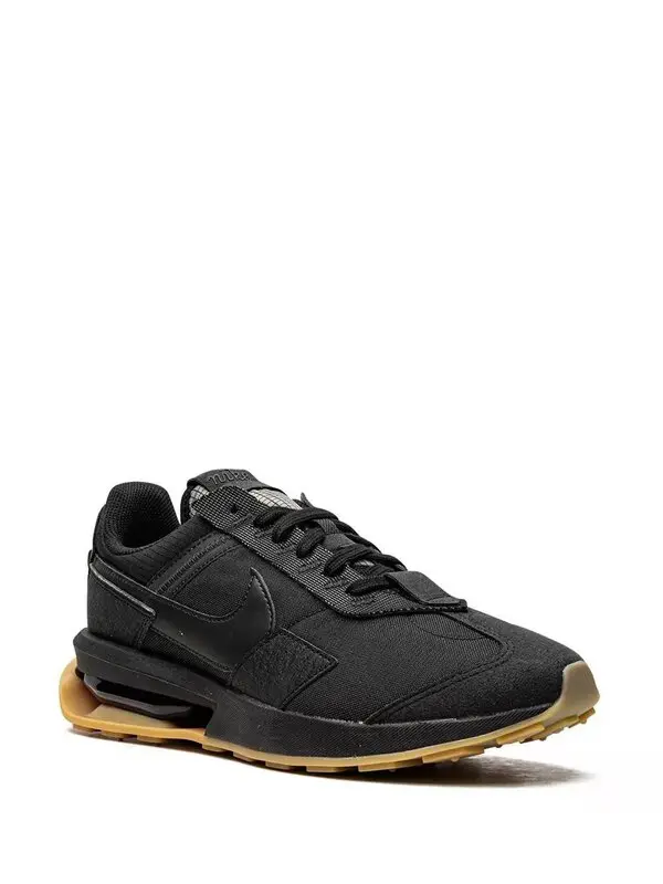 Nike Max Pre-day "gum" Lace-up Sneakers - Black
