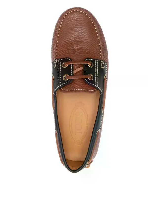 TOD'S Gommino Boat Shoes With Whipstitch Detailing