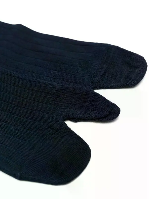 MAISON MARGIELA Tabi Ribbed Knit Socks - Blue