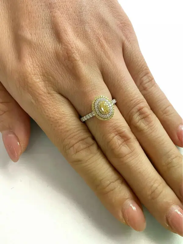 HYT JEWELRY 18kt White Gold Diamond Ring