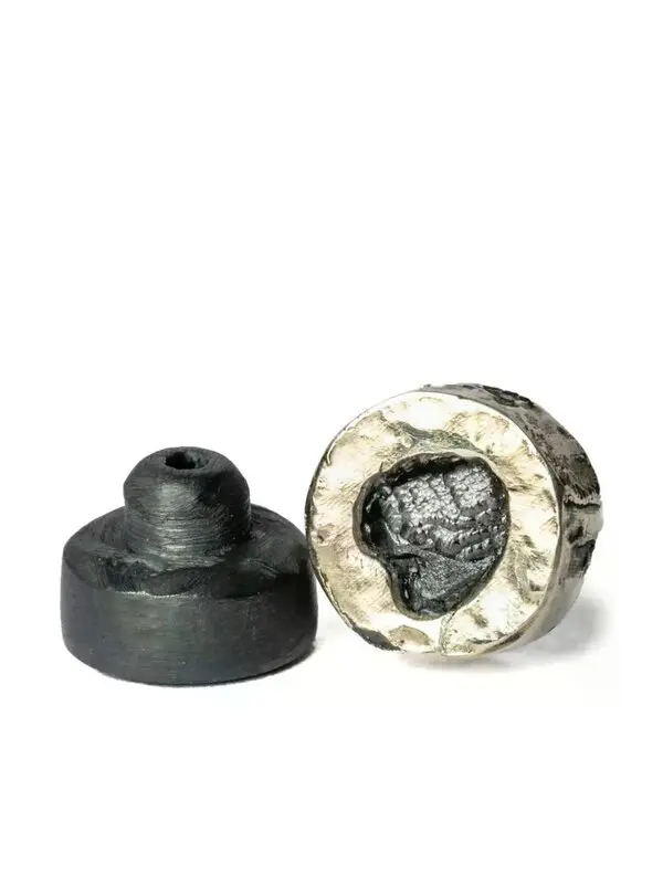 PARTS OF FOUR Diamond Tiny Stud Earring - Grey