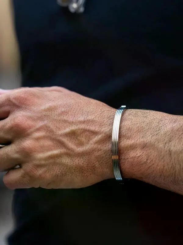 NIALAYA JEWELRY Sculpted Bracelet