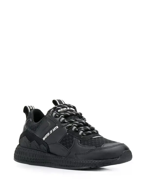 MOA MASTER OF ARTS Low Top Sneakers