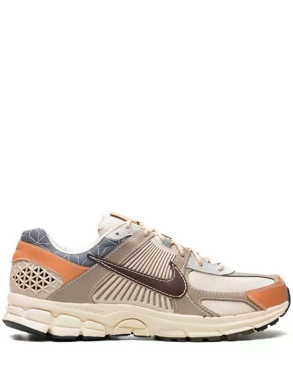 Nike Zoom Vomero 5 Sneakers - Neutrals