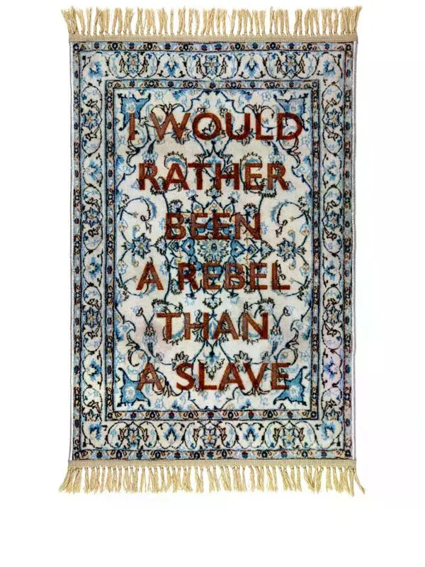SELETTI Slogan-print Burnt Carpet