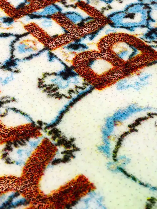 SELETTI Slogan-print Burnt Carpet