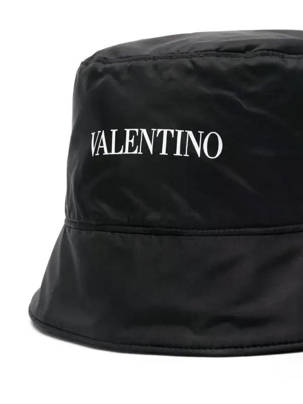 Valentino Garavani Toile Iconographe Reversible Bucket Hat