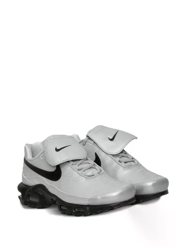 Nike Max Plus Wolf Sneakers