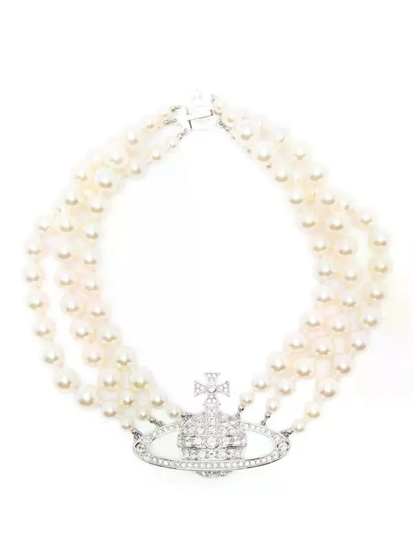 VIVIENNE WESTWOOD Three Row Pearl Bas Relief Necklace - Silver
