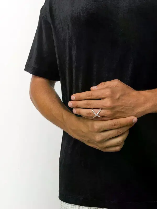 Le Gramme Maillon Interwoven Ring