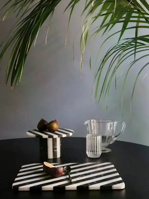 EDITIONS MILANO Alice Chopping Board