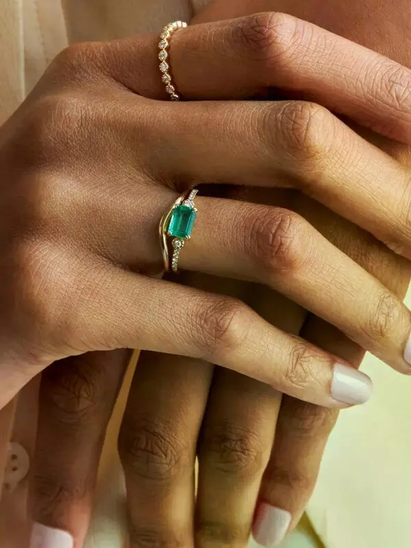 DINNY HALL 14k Yellow Emerald And Diamond Ring